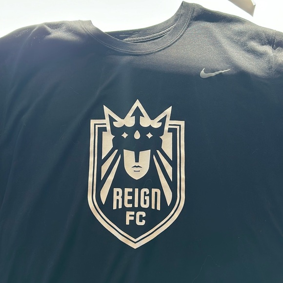 Nike | Shirts | Seattle Reign Fc Unisex Xxl Srfc Old Shield Origins ...